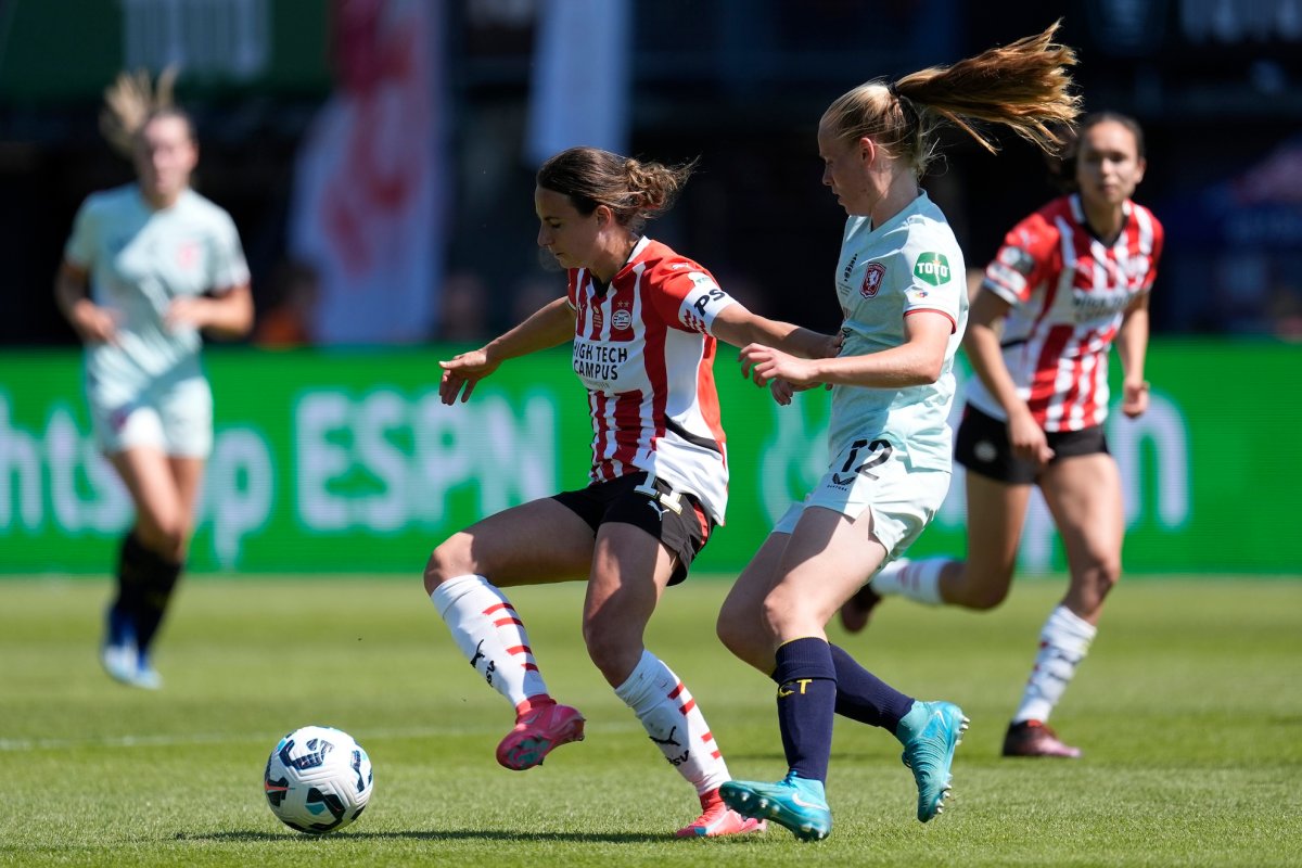 PSV - TOTO KNVB Beker | PSV Vrouwen knokt tot het einde maar legt het af tegen FC Twente in ...